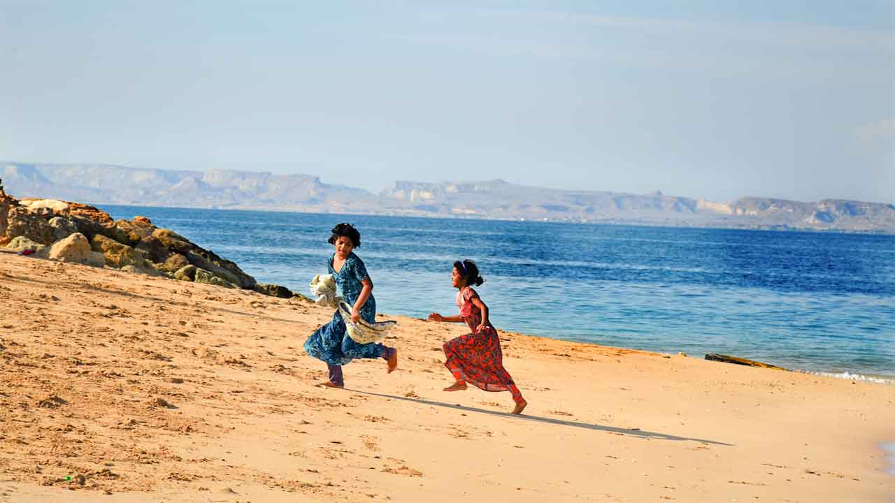 Persian Gulf, a Beautiful Azure Sea in the Middle East - 1001 Nights Tours
